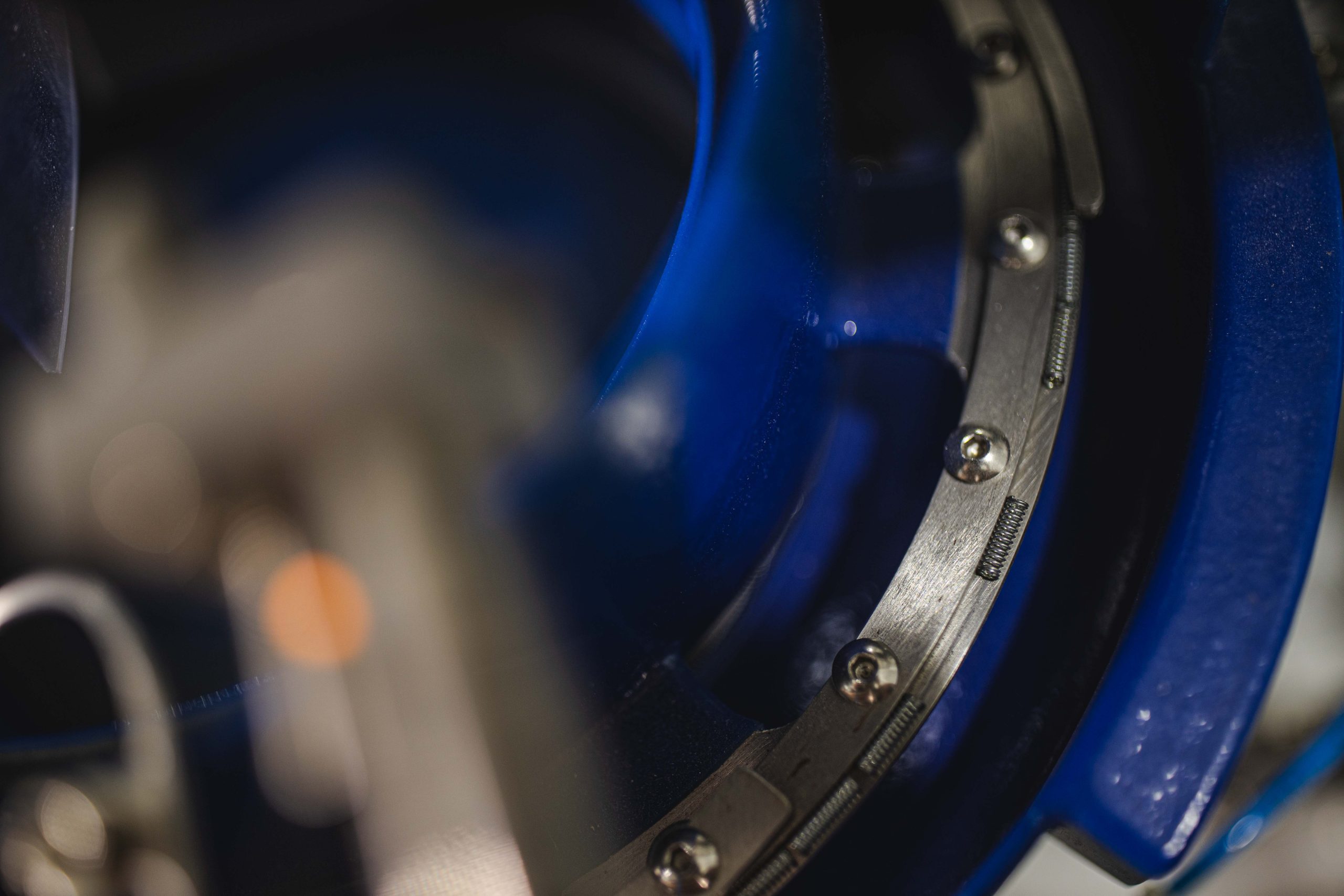 Spring Feeder Systems | Multifeed Europe